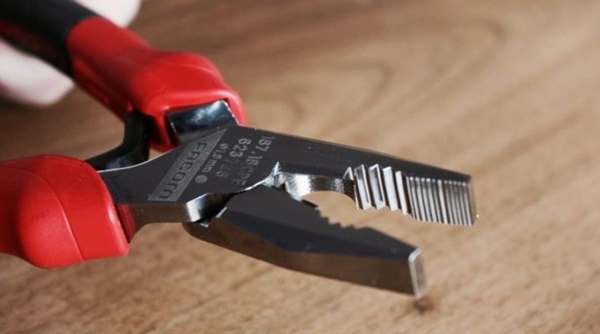 Che cos'è un utensile a pinza e a cosa serve? 2025